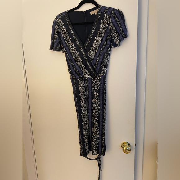 Ann Taylor | Dresses | Loft Dresses Loft Blue Floral | Poshmark